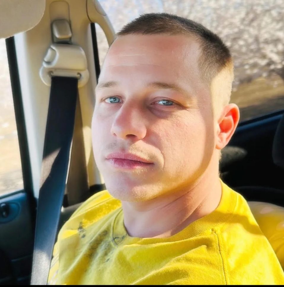 Toby Lee Helton Jr. – Allen Mortuary